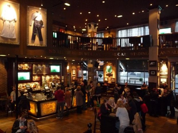Hard Rock Cafe returns to Athens | BestofAthens.gr