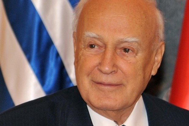 President of Greece supports anti-smoking campaign | BestofAthens.gr